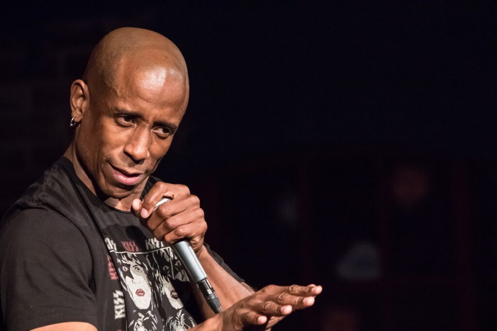 ¿En qué consiste la carrera de comediante?